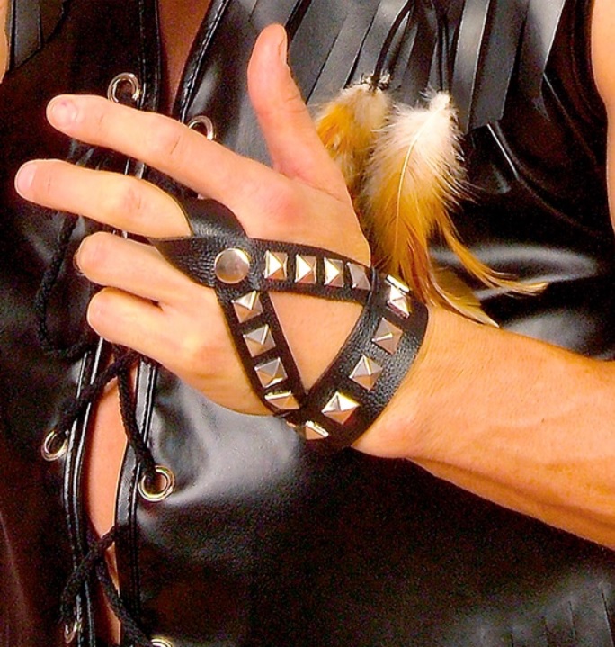 Rocker Handschmuck Schmuck / Halsketten / Ohrringe / Fingerring/Orden ...